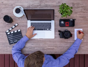 Complete Guide How to Write a Video Essay: Steps and Tips